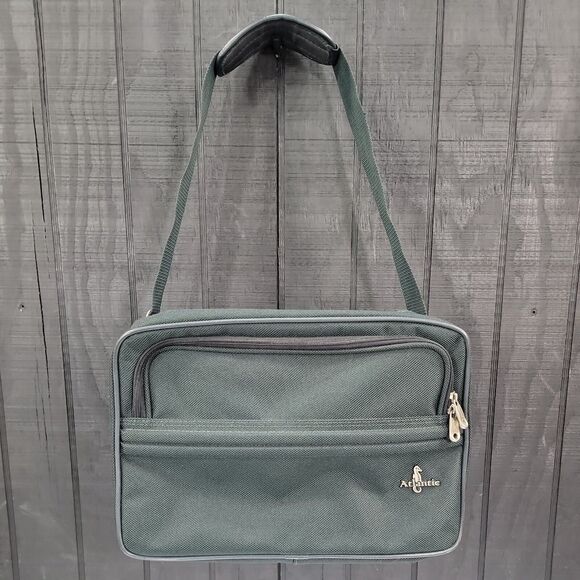 Atlantic | Bags | Vtg Atlantic Duffle Bag Carry On Travel Overnight Day ...